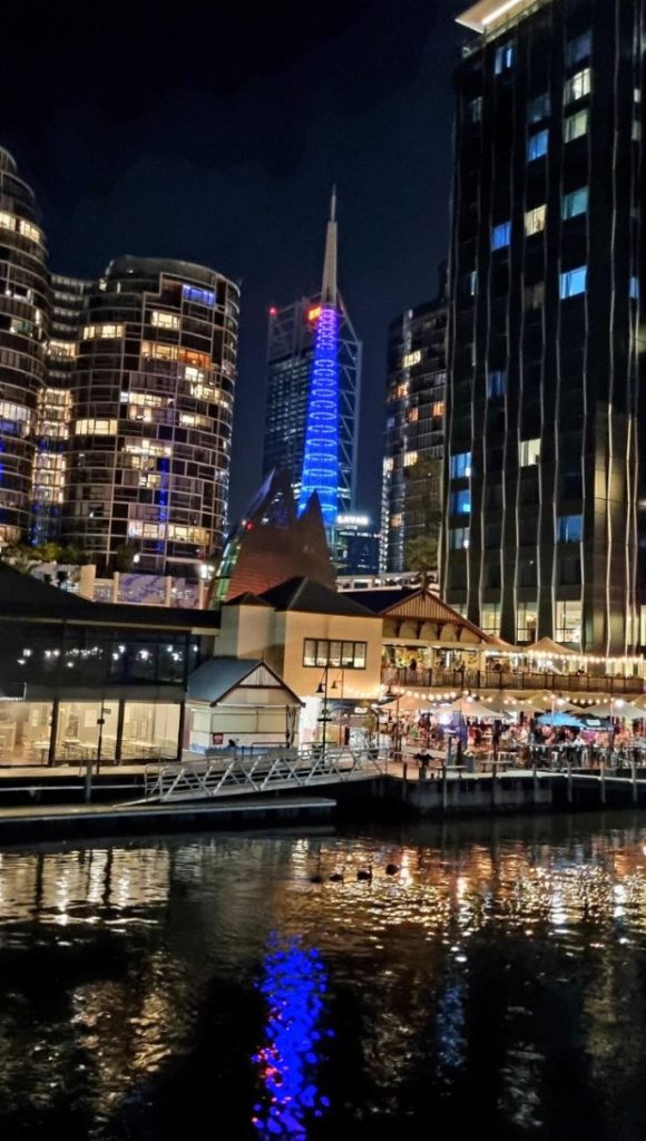 Crystal Swan | Swan River Function Venue